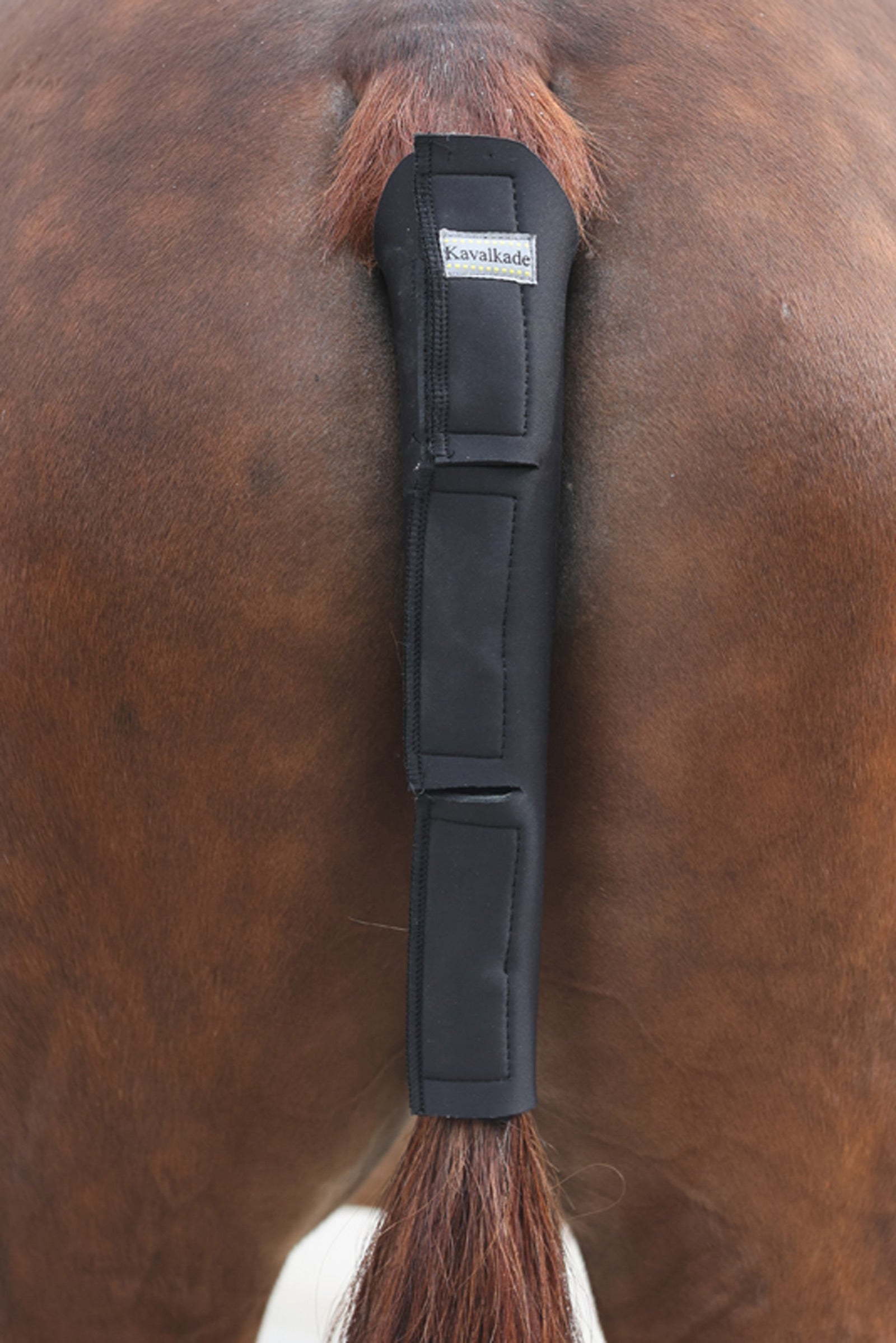 Neoprene Tail Guard Black M – horze